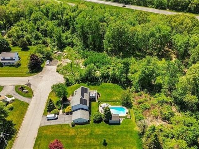 Elite Dr, Cranston, RI 02921