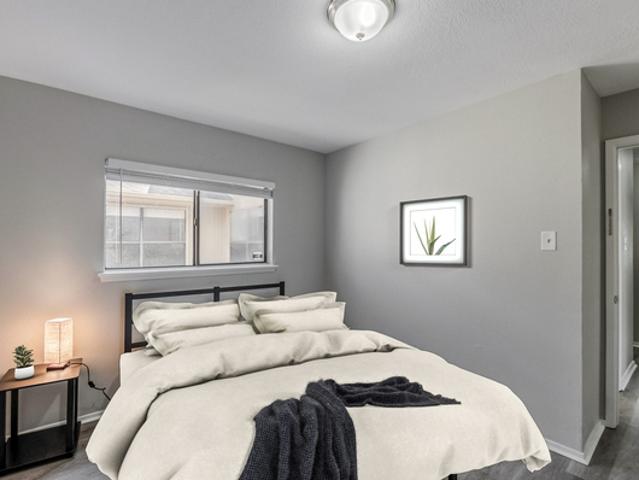 Elite Host Spacious Arlington Home Close to Parks, Dining & Entertainment!