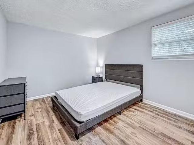 Elite Host Spacious Jacksonville Home Near Parks & Local Shops.