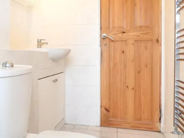 Elizabeth Cottage, 60C Broomfield Street, Bromley by Bow, London, E14 6BQ, United Kingdom | 4 bed apartment for rent #166898229 | Rentberry