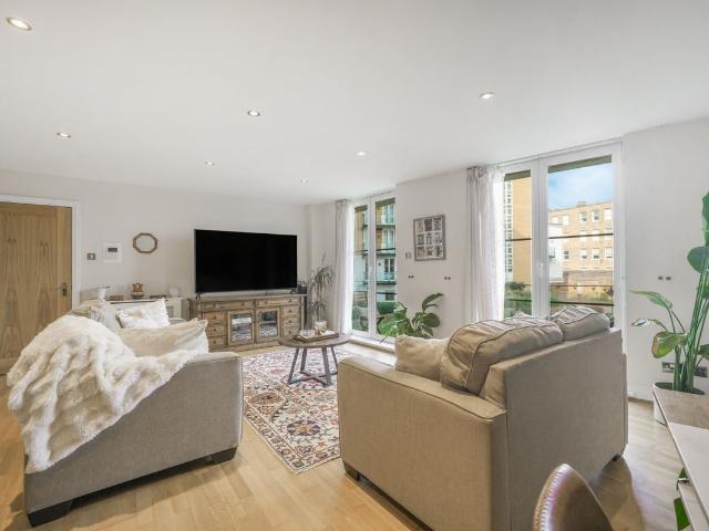 Elizabeth Court, 1 Palgrave Gardens NW1, 2 bed flat to rent, £3,850 pcm | PrimeLocation