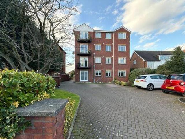 Elizabeth Court, Queens Road, 2 Bedroom Apartment