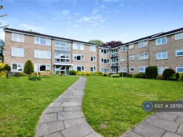 Elizabeth Court, Watford, WD17 3 bed flat to rent £2,125 pcm £490 pw
