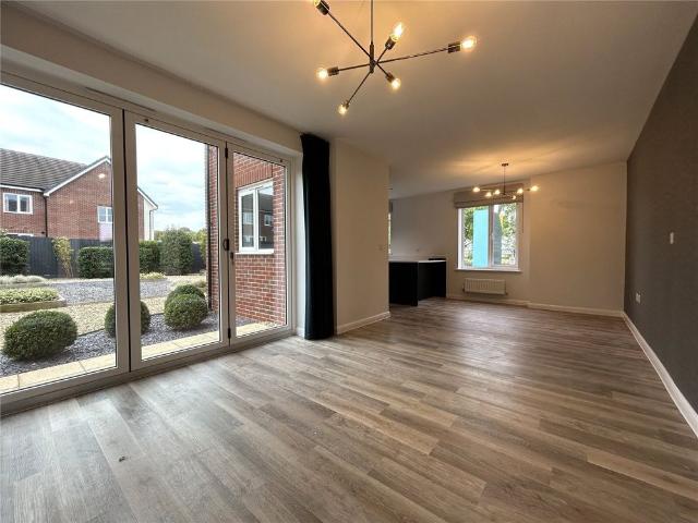 Elizabeth Close, Wellington, Somerset, TA21