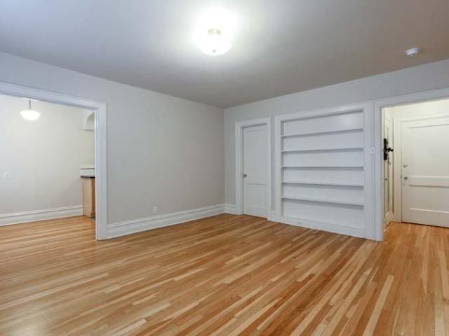 ELIZABETH APARTMENTS ELIZ01 Studio Apartment for Rent at 228 Nw 22nd Ave, Portland, OR 97210 Northwest District