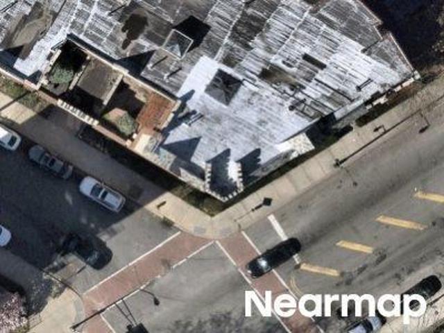 Elizabeth Ave