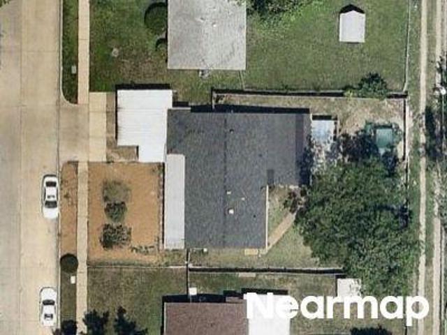Elizabeth Dr