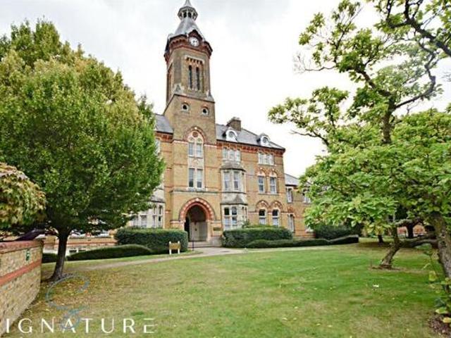 Elizabeth House, Keele Close, 2 Bedroom Flat