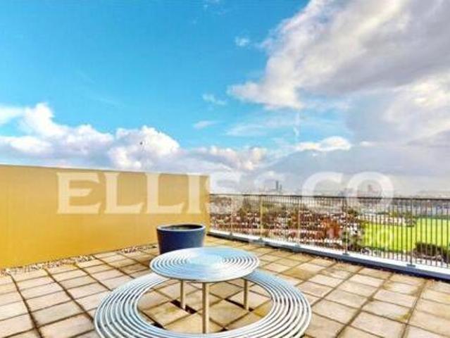 Elizabeth House, High Road, 2 Bedroom Apartment