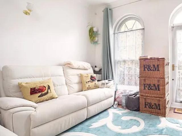 Elizabeth Square, London, SE16 5EF, United Kingdom | 2 bed townhouse for rent #167218151 | Rentberry