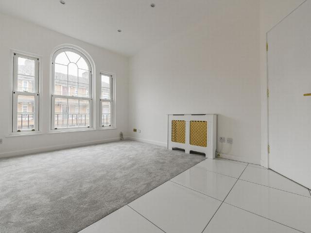 Elizabeth Square, Rotherhithe Street, Rotherhithe SE16, 1 bed flat to rent, £1,750 pcm | PrimeLocation