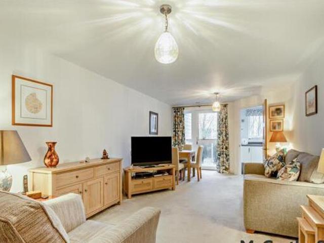Elizabeth Place, Trimbush Way, 2 Bedroom Apartment