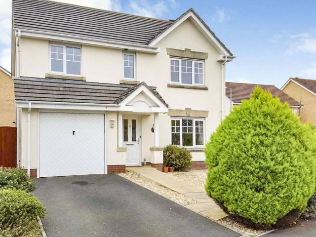 Elizabeth Road, Bude, Cornwall EX23, 4 bed detached house to rent, £1,300 pcm | PrimeLocation