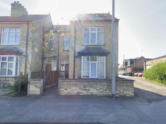 Elizabeth Way, Cambridge CB4, Room to rent, £875 pcm | PrimeLocation