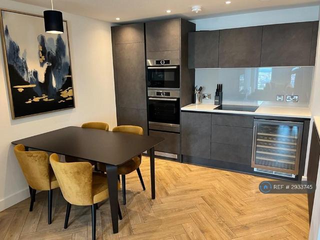 Elizabeth Tower, Manchester, M15 2 bed flat to rent £2,200 pcm £508 pw