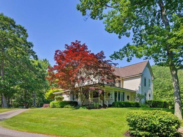 Elizabethan Dr, Kennebunkport, Home For Sale
