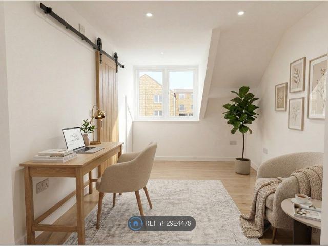 Elizabethan House, Brighouse HD6, 1 bed flat to rent, £750 pcm | PrimeLocation