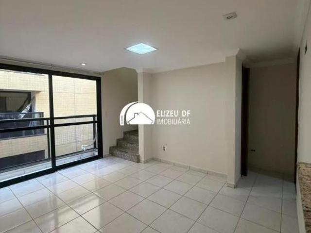 Elizeu DF Imobiliária vende apartamento duplex no Edifício Alfa Mix AP1682