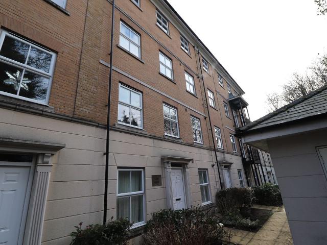 Elias House, Brentwood CM14, 2 bed flat to rent, £1,600 pcm | PrimeLocation