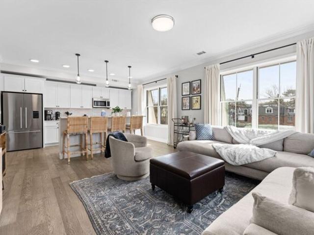 Eliot St Unit,milton, Condo For Sale