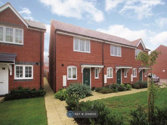 Elk Path, Three Mile Cross, Reading RG7, 2 bed semi detached house to rent, £1,650 pcm | PrimeLocation