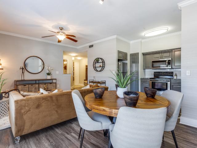 Ellwood at Lake Travis 1 Bedroom Apartment for Rent at 7655 N Fm 620 Rd, Austin, TX 78726