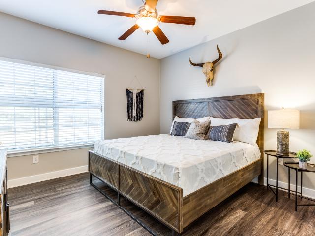 Ellwood at Lake Travis 3 Bedroom Apartment for Rent at 7655 N Fm 620 Rd, Austin, TX 78726