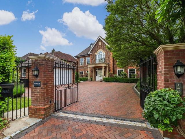 Ellwood Road, Beaconsfield, Buckinghamshire HP9, 6 bed detached house to rent, £8,500 pcm | PrimeLocation