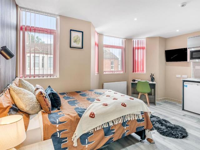 Ellys Road, Coventry CV1, Studio to rent, £760 pcm | PrimeLocation