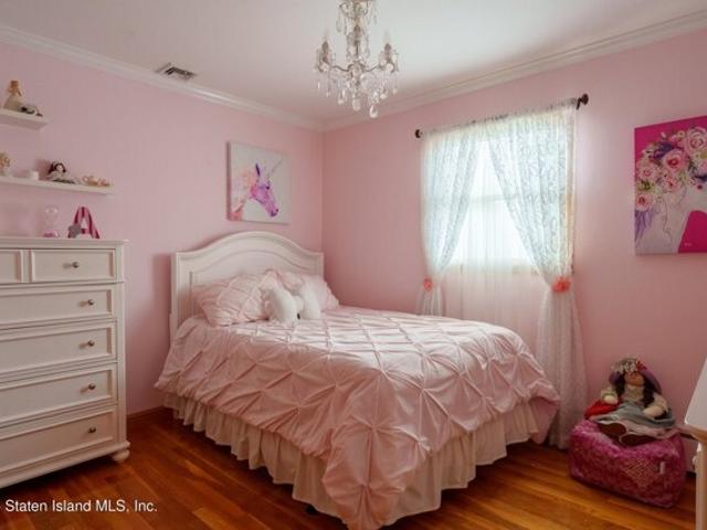 Ella Pl, Staten Island, Home For Sale
