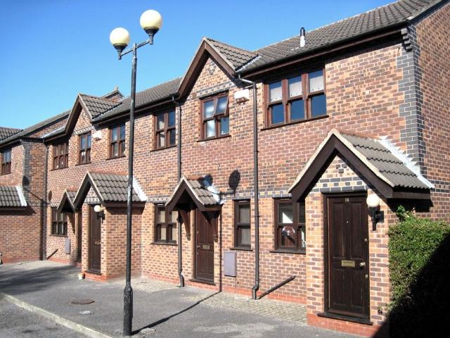 Elladene Park, Chorlton M21, 2 bed flat to rent, £1,400 pcm | PrimeLocation