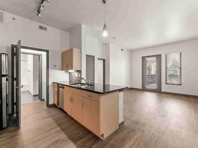 Elle West Ave 1 Bedroom Apartment for Rent at 300 West Ave, Austin, TX 78701 Downtown Austin