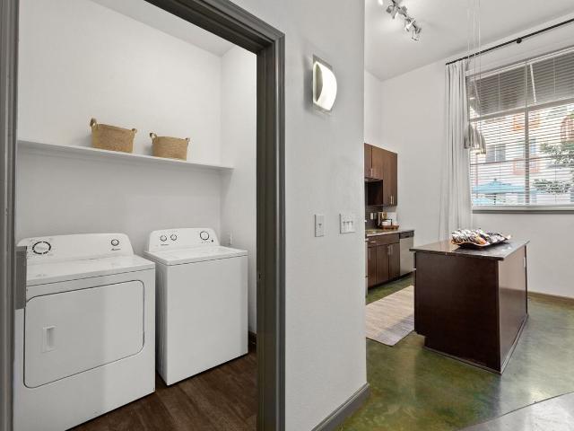 Elle West Ave 1 Bedroom Apartment for Rent at 300 West Ave, Austin, TX 78701 Downtown Austin