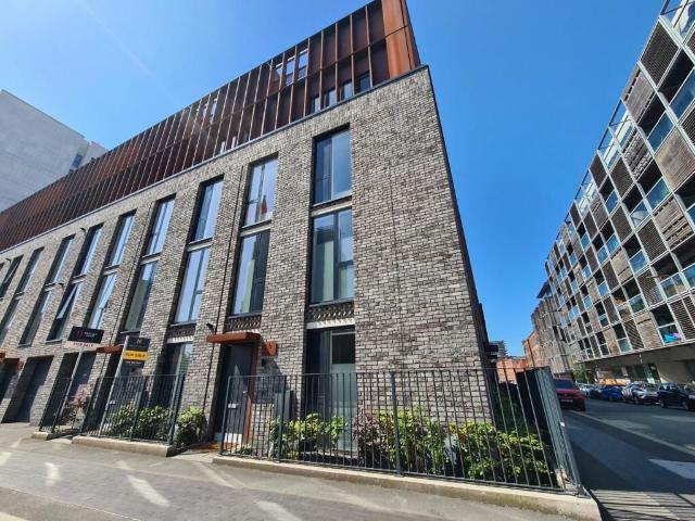 Ellesmere Street, Manchester M15, 2 bed flat to rent, £1,650 pcm | PrimeLocation