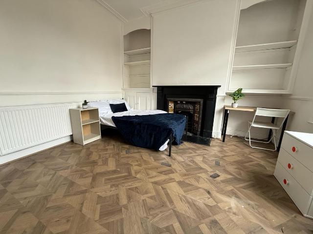 Ellesmere Street, Failsworth M35, Room to rent, £575 pcm | PrimeLocation