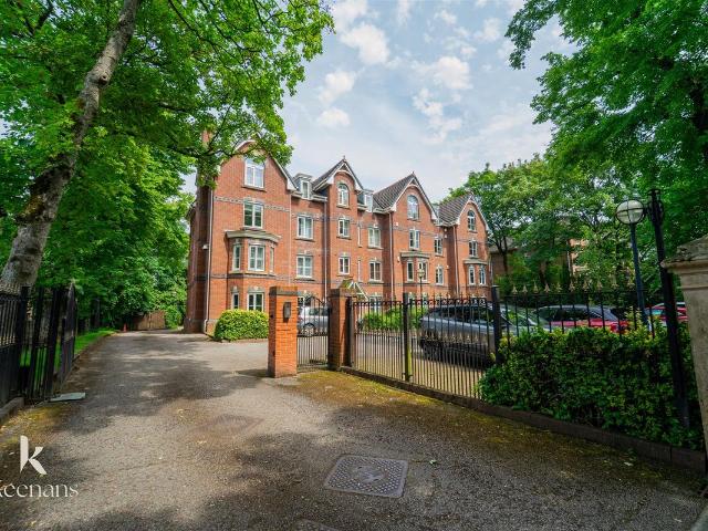 Ellesmere Road, Eccles, Manchester M30, 2 bed flat to rent, £1,250 pcm | PrimeLocation