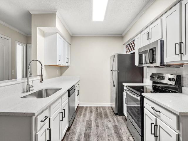 Eller Mount Pleasant 1 Bedroom Apartment for Rent at 1054 Anna Knapp Blvd, Mount Pleasant, SC 29464