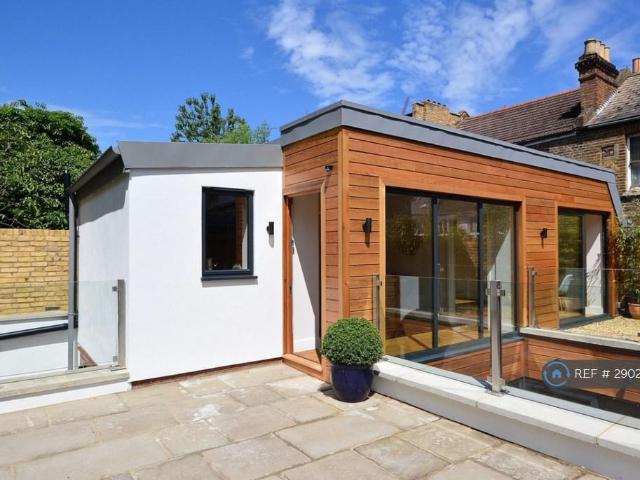 Ellerslie Road, London, W12 3 bed detached house to rent £4,200 pcm £969 pw
