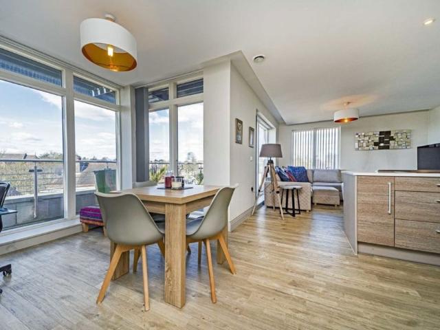 Ellerton Road, KT6, London