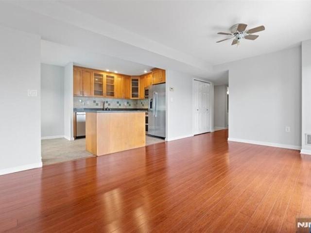 Ellery Ct Unit K, Edgewater, Condo For Sale