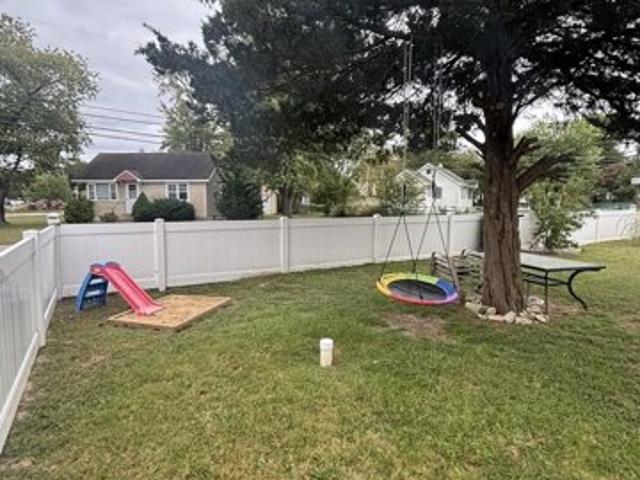 Ellery Rd, Villas, Home For Sale