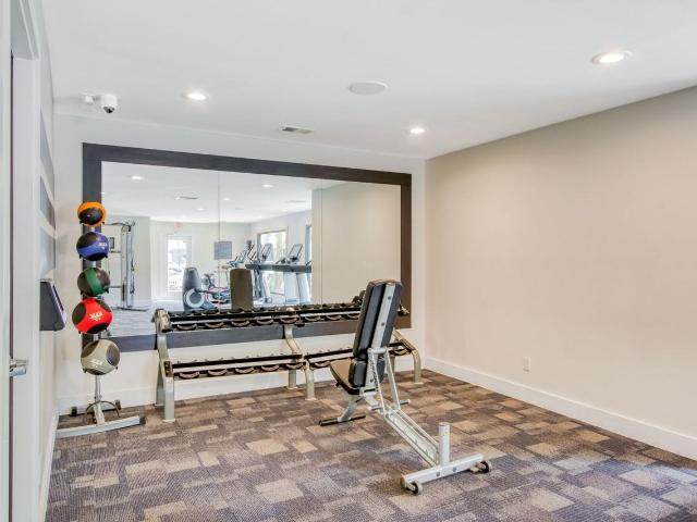 Ellevate North Charleston 2 Bedroom Apartment for Rent at 2225 Greenridge Rd, North Charleston, SC 29406