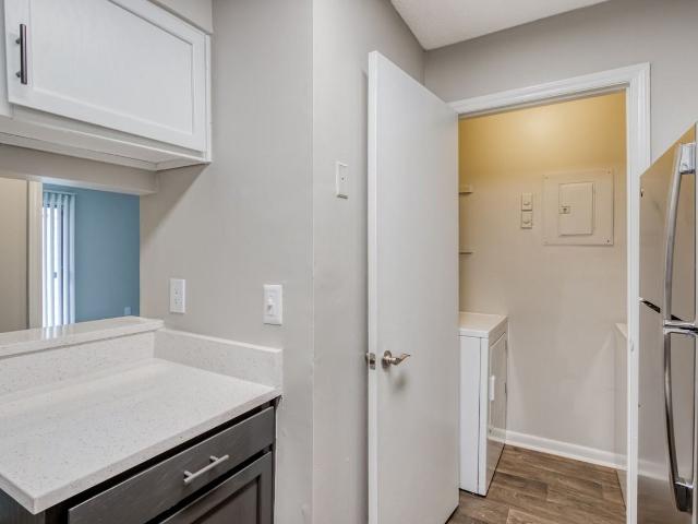 Ellevate North Charleston 2 Bedroom Apartment for Rent at 2225 Greenridge Rd, North Charleston, SC 29406