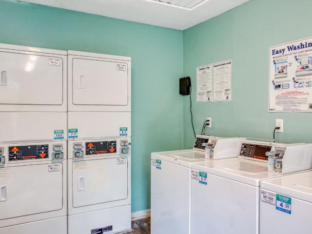 Ellevate North Charleston 2 Bedroom Apartment for Rent at 2225 Greenridge Rd, North Charleston, SC 29406