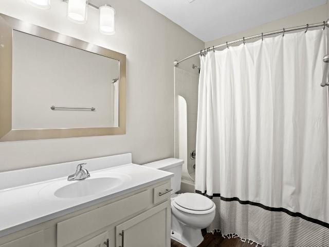 Ellevate North Charleston 2 Bedroom Apartment for Rent at 2225 Greenridge Rd, North Charleston, SC 29406