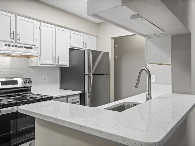 Ellevate St. Ives 1 Bedroom Apartment for Rent at 7930 Saint Ives Rd, North Charleston, SC 29406