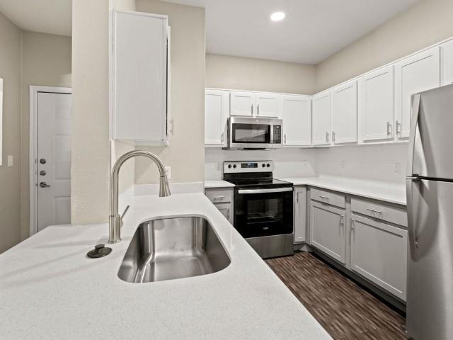 Ellie Apartments 1 Bedroom Apartment for Rent at 2900 Sunridge Dr, Austin, TX 78741 Parker Lane
