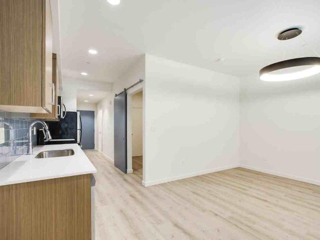 Ellie Jean Apartments 1 Bedroom Apartment for Rent at 5959 S Virginia Ave, Portland, OR 97239 Corbet Terwilliger Lair Hill