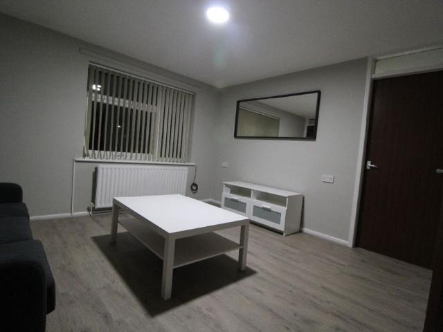 Elliott Close, PRESTON PR1 7TR