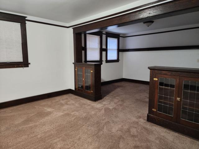Elliott Hall Apartments